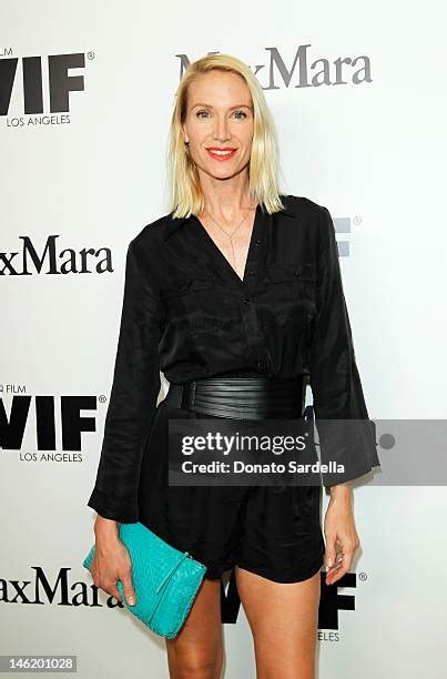 Kelly Lynch Cocktail Photos And Premium High Res Pictures Getty Images