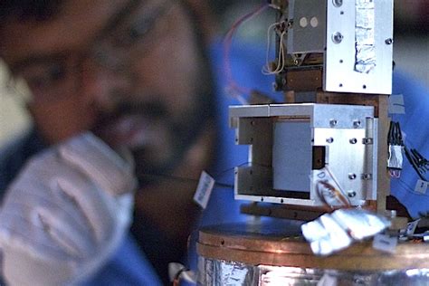 Broadband Near Infrared Echelle Spectrograph And High Resolution Immersion Grating Infrared