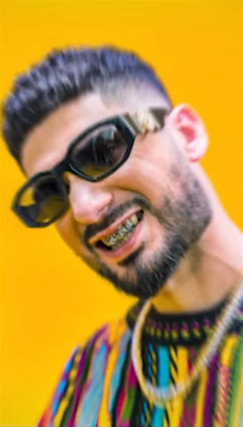 hehe kya dekh rha hai r dhhmemes