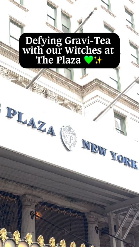 Kristin Chenoweths Popular Wickeds 15th Anniversary Wicked Tbt