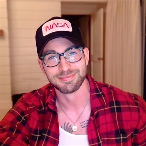Chris Evans Online On Instagram “happy Monday All” Chris Evans