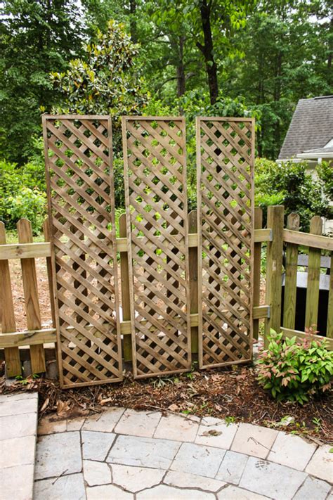 Lattice Privacy Screen Fence