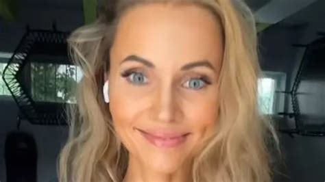 Heißes Sixpack Video Jenice Macht Alle Neidisch