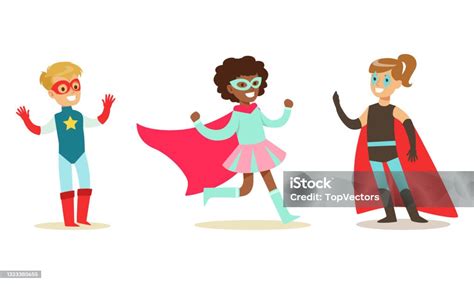 슈퍼 히어로 의상 슈퍼 키즈 캐릭터 만화 벡터 일러스트에서 행복한 미소 소년과 소녀의 세트 슈퍼히어로에 대한 스톡 벡터 아트 및