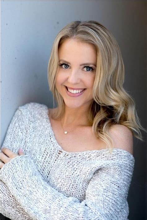 Chelan Simmons Age Height Wife Girlfriend House Songs Movies