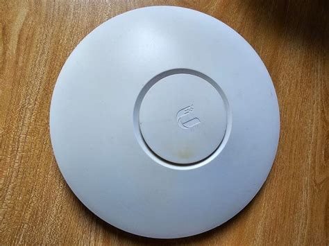 UNIFI USG With FOC UNIFI UAP Computers Tech Parts Accessories Networking On Carousell