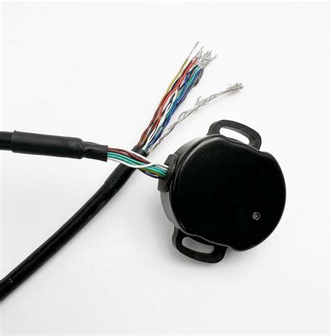 adk split encoder servo motor encoder sensor incremental 2500ppr resolution abzuvw incremental