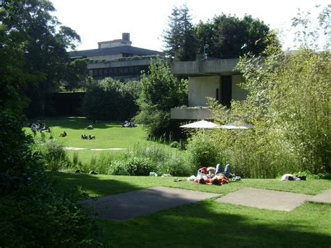Calouste Gulbenkian Camping Calouste Gulbenkian Osuc