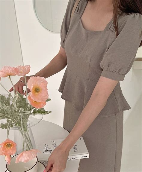 리리앤코 여름에도 편하게 입을 수 있는 투피스set 보여드려요😘 시원하게 파인 스퀘어넥으로