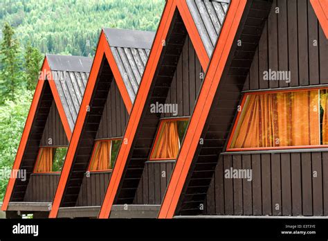 Triangular Roof Hi Res Stock Photography And Images Alamy