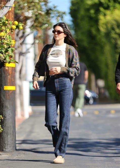 Kendall Jenner In A Colorful Cardigan Arrives At Fred Segal In West Hollywood Celeb Donut