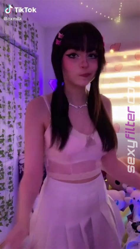 Lovely Kylie Shows Cosplay Sexyfilter Com