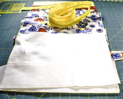 How To Make A Padded Computer Case