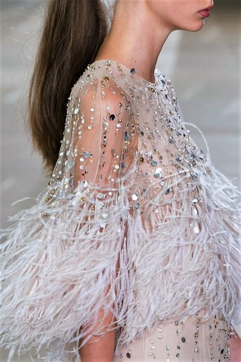 ♥ ♥ КРЕАТИВНАЯ ВЫШИВКА БИСЕРОМ♥ ♥ • | VK | Fashion design, Fashion ...