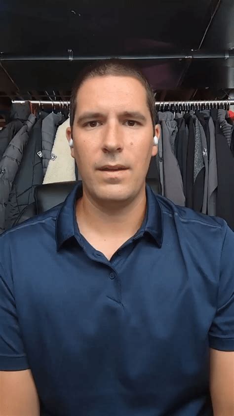 Fit Friday 2 Spyder S16532 Jaclyn Owdom