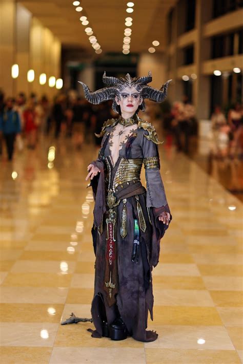 Lilith Cosplay Willow Creative