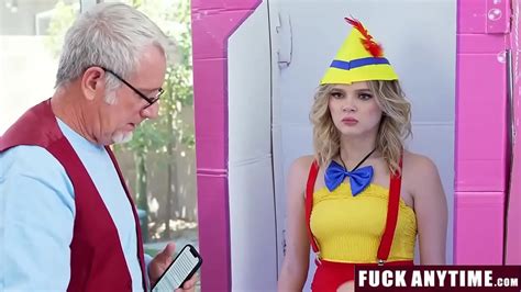 Fembot Teen Getting Fucked By Horny Man Coco Lovelock Xnxx Com