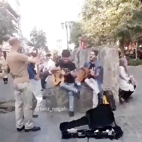 فقط فیلم بردار