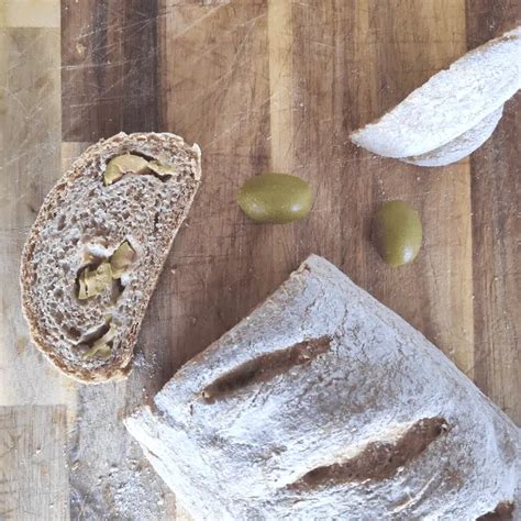 Very Easy Crusty Olive Wholemeal Bread Recipe