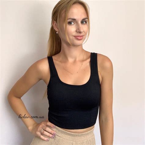 Комплекти білизни трусики бюстгальтери Знову в наявності стильний подовжений топ на широких