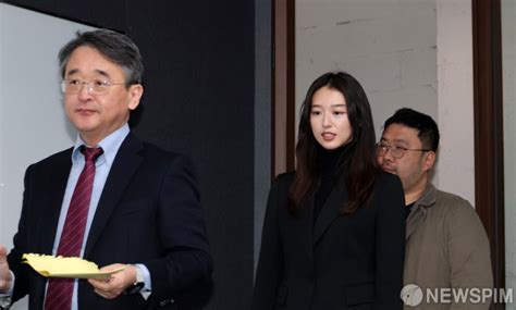 Jms 피해자 정명석 징역 17년 확정 기자회견