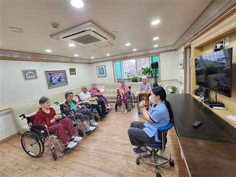 성북구요양원 2024년 10월 신체기능향상 프로그램실버체조 성북구 성신노인요양원