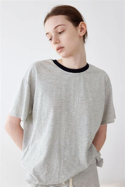 베베 스트라이프 순면 여름 여성 잠옷 세트 반팔 반바지 파자마 감도 깊은 취향 셀렉트샵 29cm