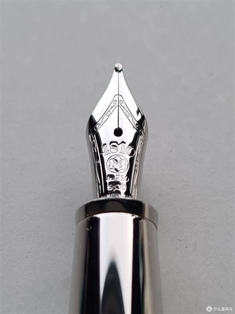 打破万宝龙18k金尖更好写的神话：万宝龙大班145白漆钢笔开箱测评 钢笔 什么值得买