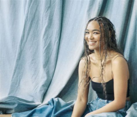 Weverse Crystal Kay Community Highlight