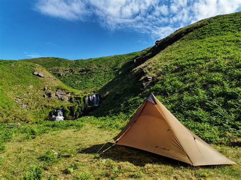 Trying out my new Lanshan 1 Plus on a rare sunny spell in the Peak ...