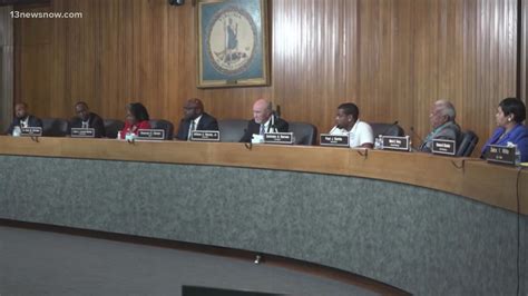 Portsmouth City Council Appoints New City Manager During Tense Meeting