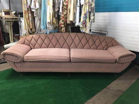 1930 Pink Tufted Art Deco Davenport Sofa Long Couch Photo Prop Movie Farmhouse Vintage Antique