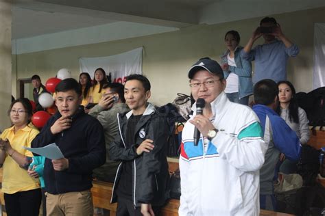 Эрч хүчний нэгдэл уриатай гар бөмбөгийн тэмцээн өрсөлдөөнтэй болж байна