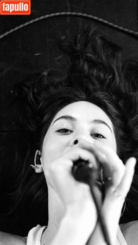 Gracie Abrams Gracieabrams Nude Photo Fapullo