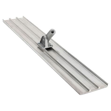 Round Vs Qlt Magnesium Bull Floats Marshalltown Tools Catalog