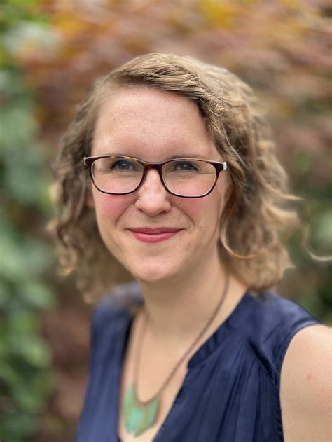 Laura Simmonds Therapy