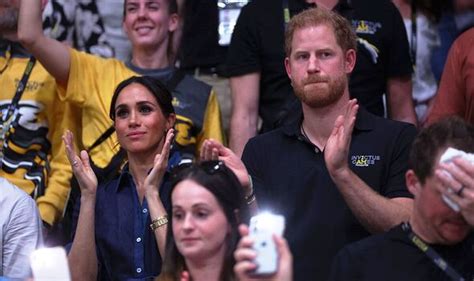 Meghan Markle's 'mouthpiece' Omid Scobie slams late Queen over Lilibet contradictions | Royal ...