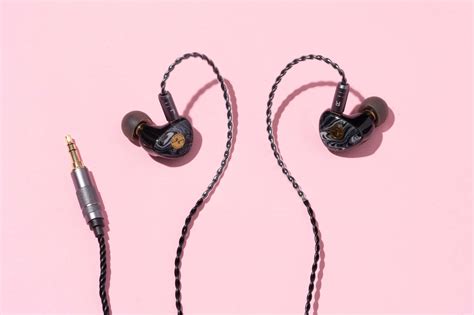 The 4 Best Wired Earbuds Of 2026 Reviews By Wirecutter