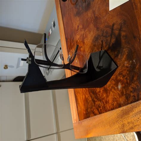 Free 3d File Easy To Print Eyeglass Holder・3d Printable Model To Download・cults