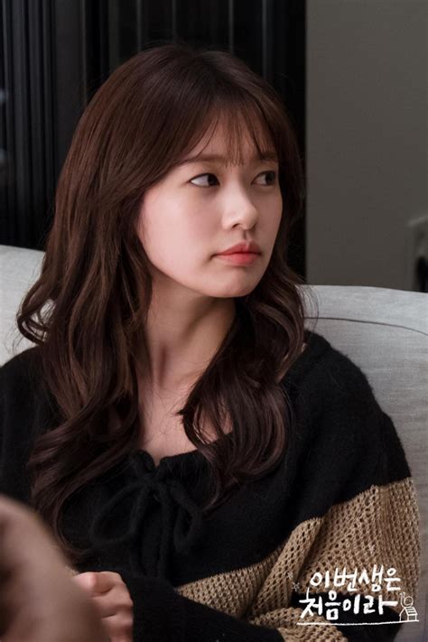 13 Kdrama Dibintangi Jung So Min Sebagai Pemeran Utama