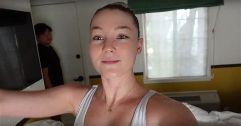 STPeach unbanned on Twitch after one day