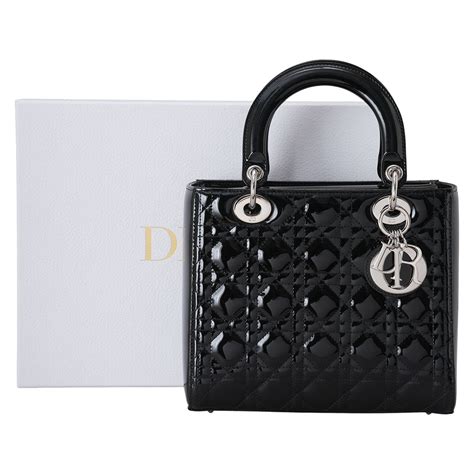 신품급 중고명품 캉카스백화점