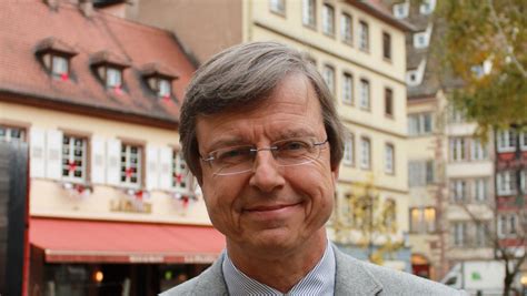 Asthme Dr Pascal Charles Il Faut Convaincre Les Asthmatiques Qu