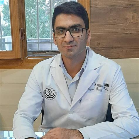 مشاوره آنلاین با دکتر محمد یاسین کرمی اسنپ‌دکتر