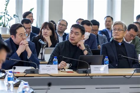 Шуурхай хуралдаан боллоо