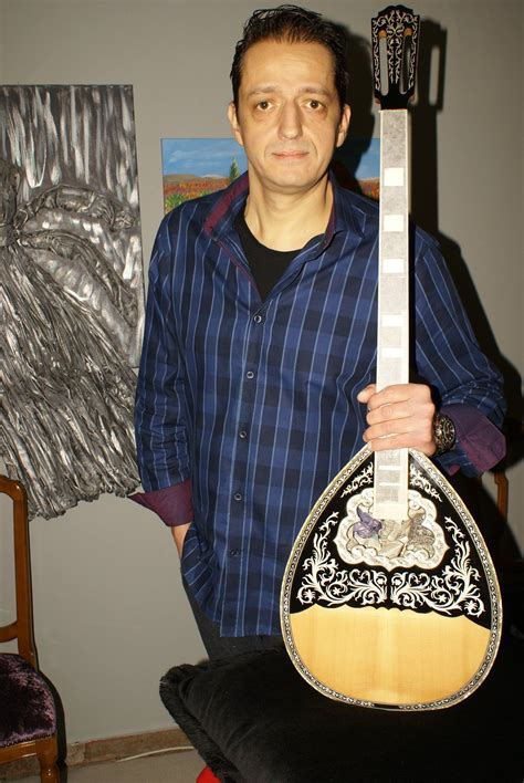 Κατασκευή Μπουζούκι Γιάννης Γκουλιάρας Να ευχαριστήσω με την σειρά μου όλους τους φίλους για