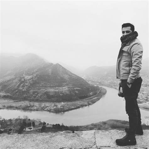 Stream Farid Music Listen To Songs Albums Playlists For Free On