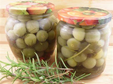 Маринованные зеленые черри на зиму