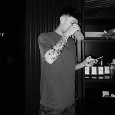 Stefano Nannavecchia Stewiesavage • Threads Say More