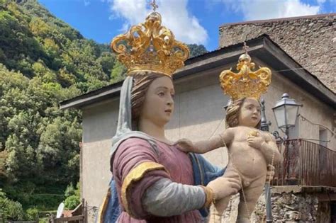 La Madonna Di Polsi Madre Che Non Fa Discriminazione Che Accoglie